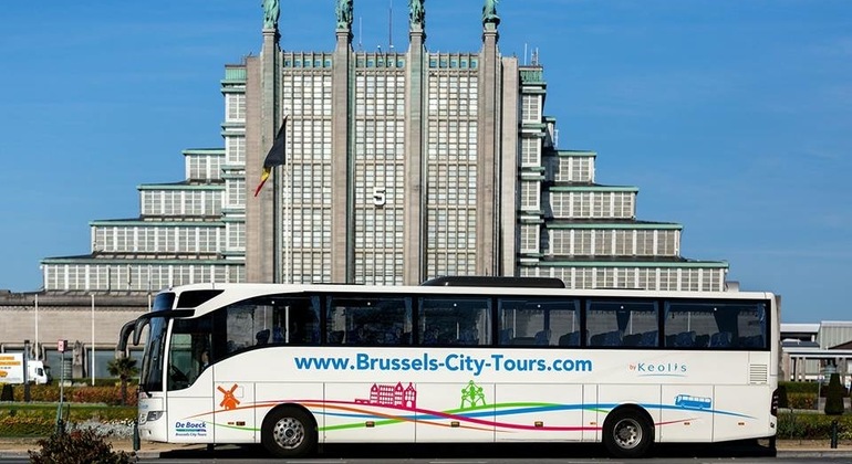 The Grand Experience - Bus Tour - Brussels | FREETOUR.com