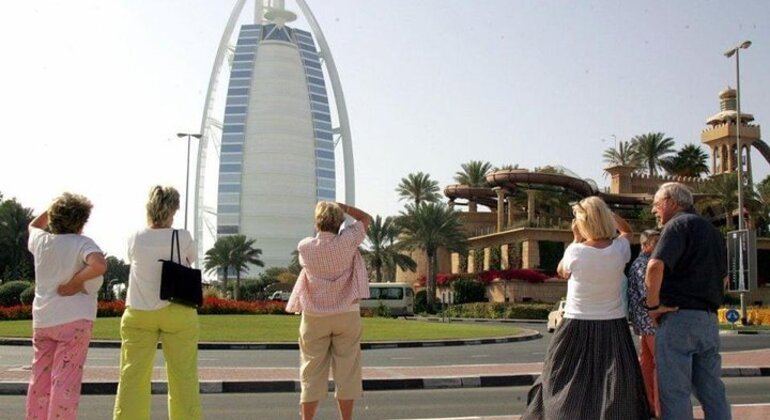 6 Emirates in a Day Tour - Dubai | FREETOUR.com