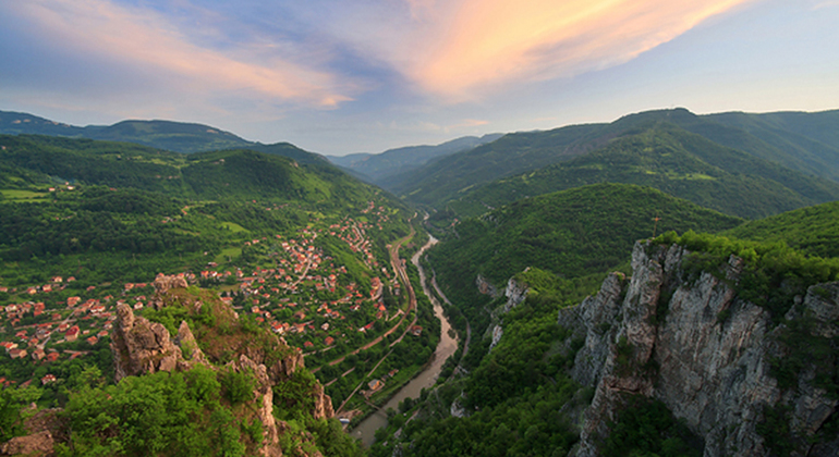 Iskar Gorge Nature Day Trip - Sofia | FREETOUR.com