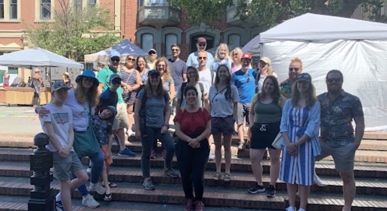 The Free Walking Tour of Victoria - Victoria | FREETOUR.com
