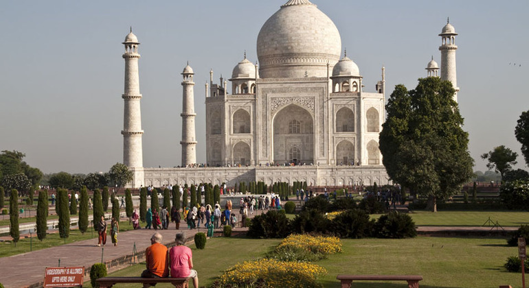 Agra Full-Day Tour by Car - Agra | FREETOUR.com
